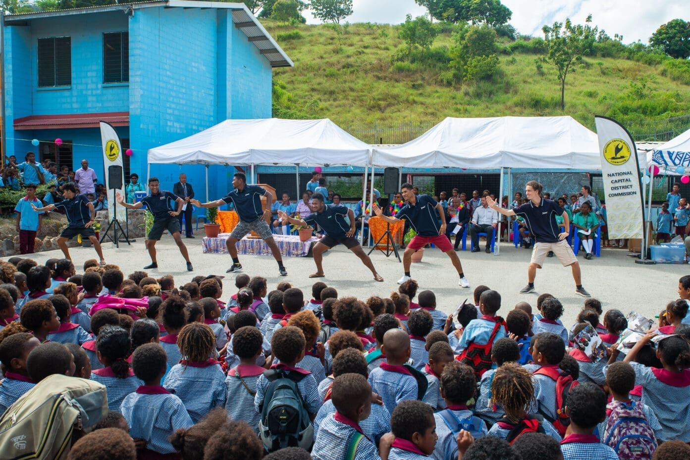 Dental Trailer Program Starts at Koki Primary School - YWAM Medical Ships - Australia & Papua ...